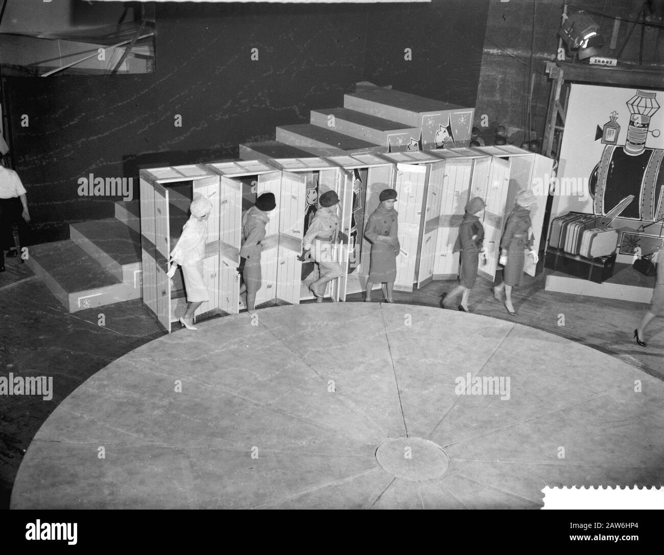 1950s fashion models hi-res stock photography and images - Alamy