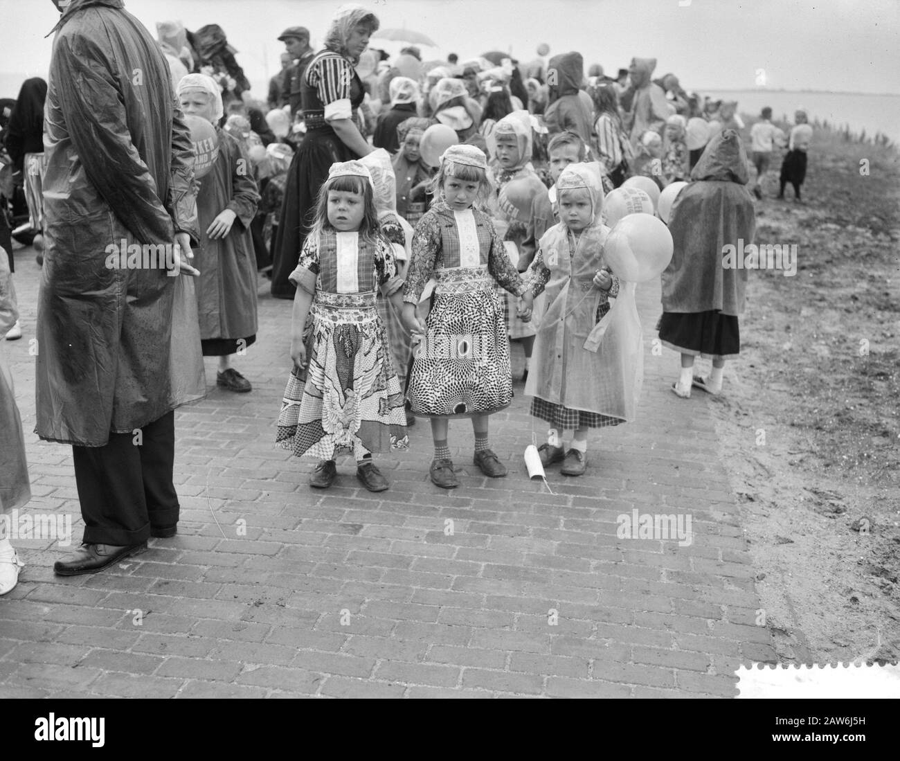 Open road to the former island of Marken and the mainland, the Marker ...