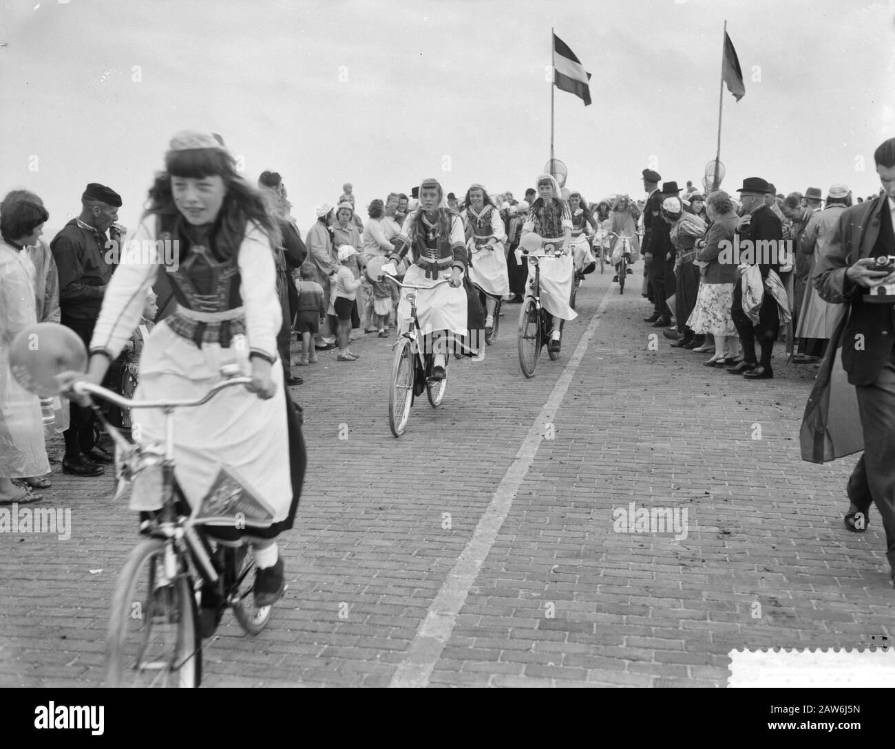 Open road to the former island of Marken and the mainland, the Marker ...