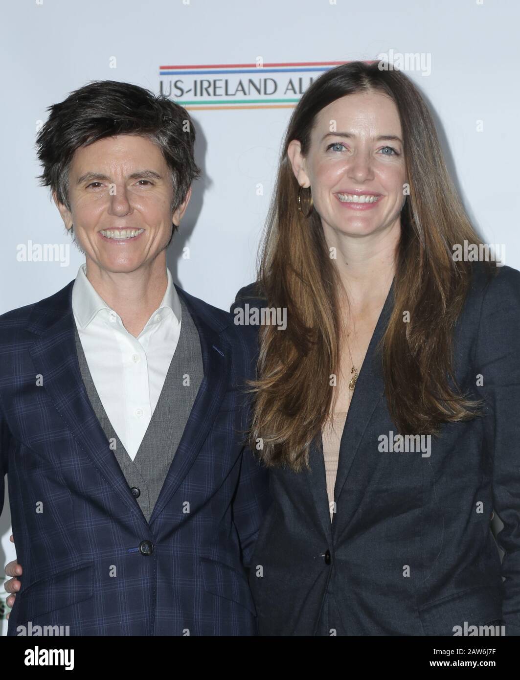 Santa Monica, USA. 06th Feb, 2020. Tig Notaro and Stephanie Allynne ...