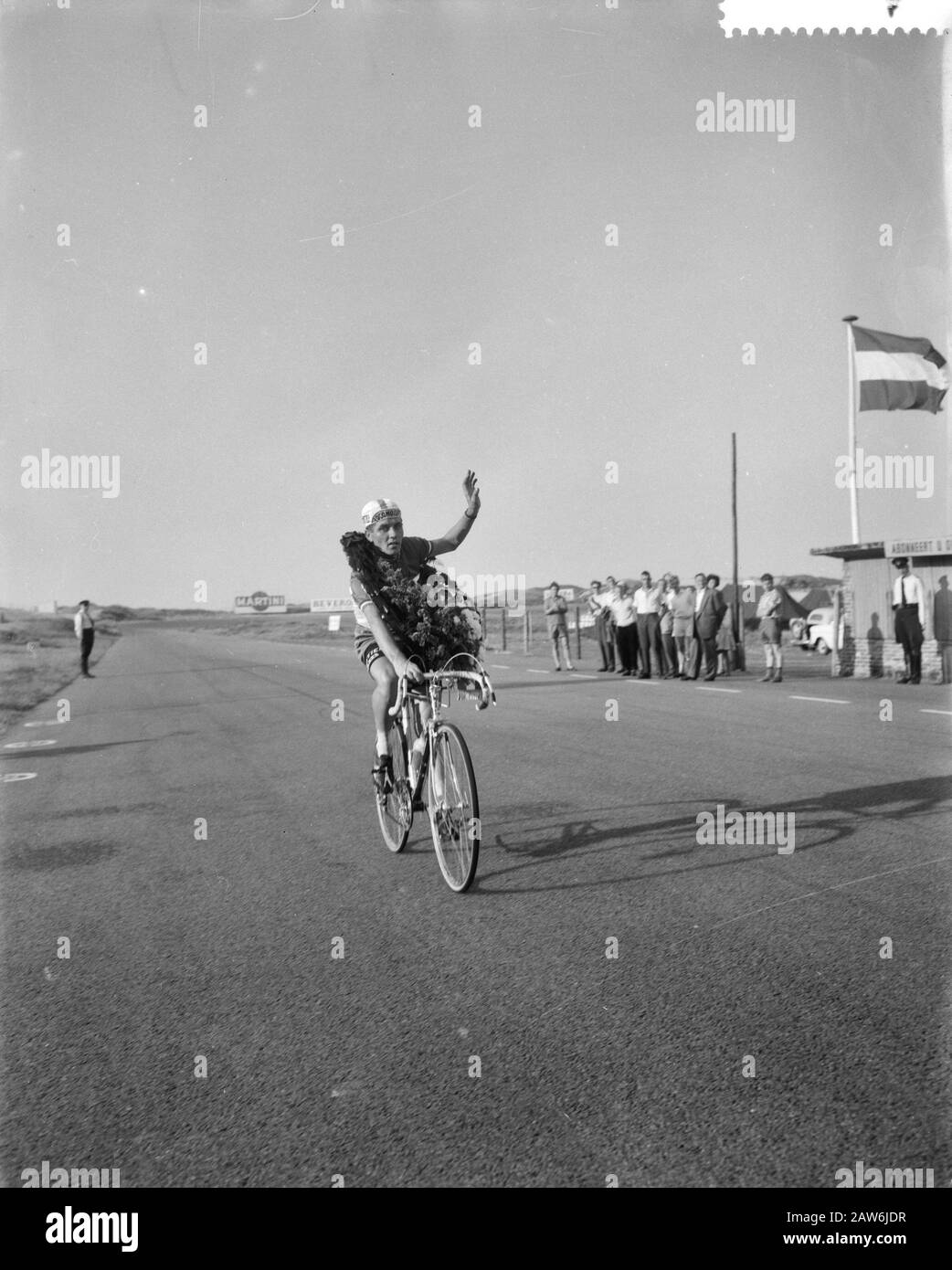 Racing dynamics Black and White Stock Photos & Images - Alamy