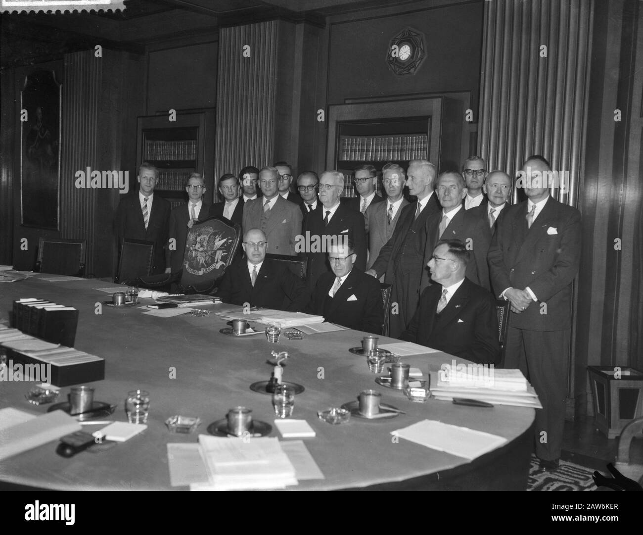 States members installed hi-res stock photography and images - Alamy