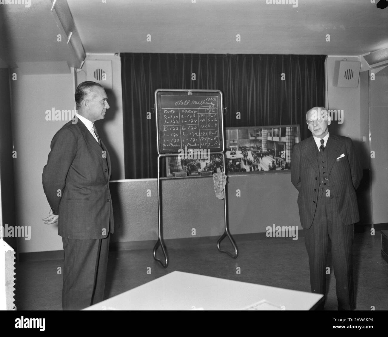 Demand and supply factors Black and White Stock Photos & Images - Alamy