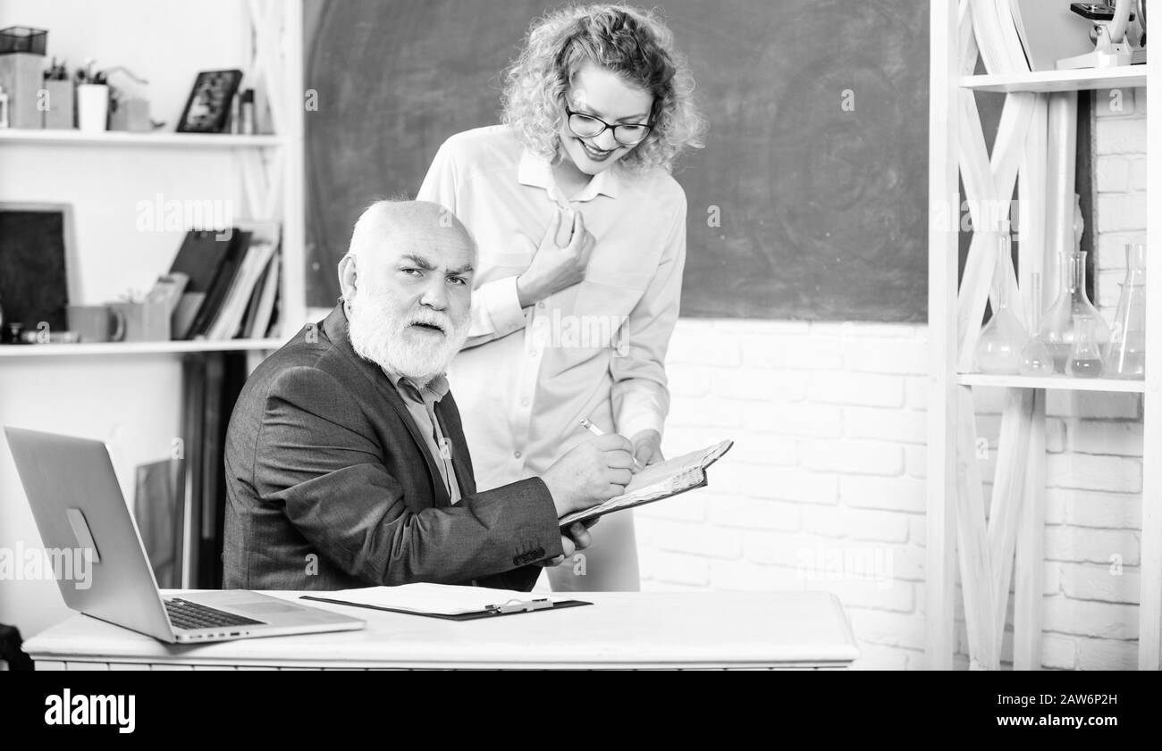 Student puzzled by some information. Student asking teacher about task ...