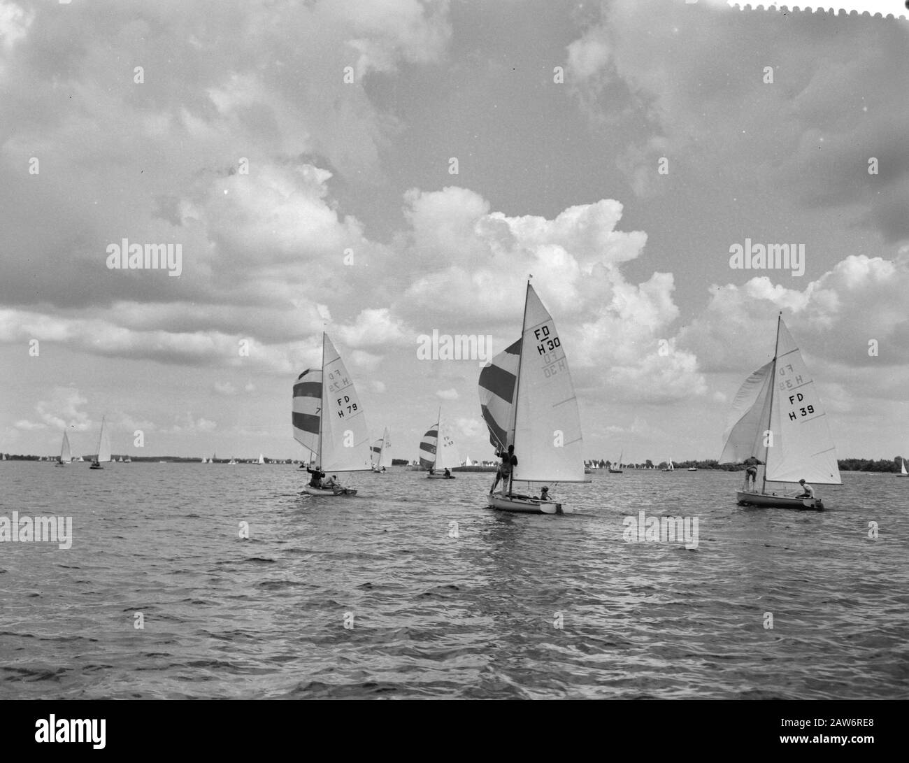 Falcon class hi-res stock photography and images - Alamy