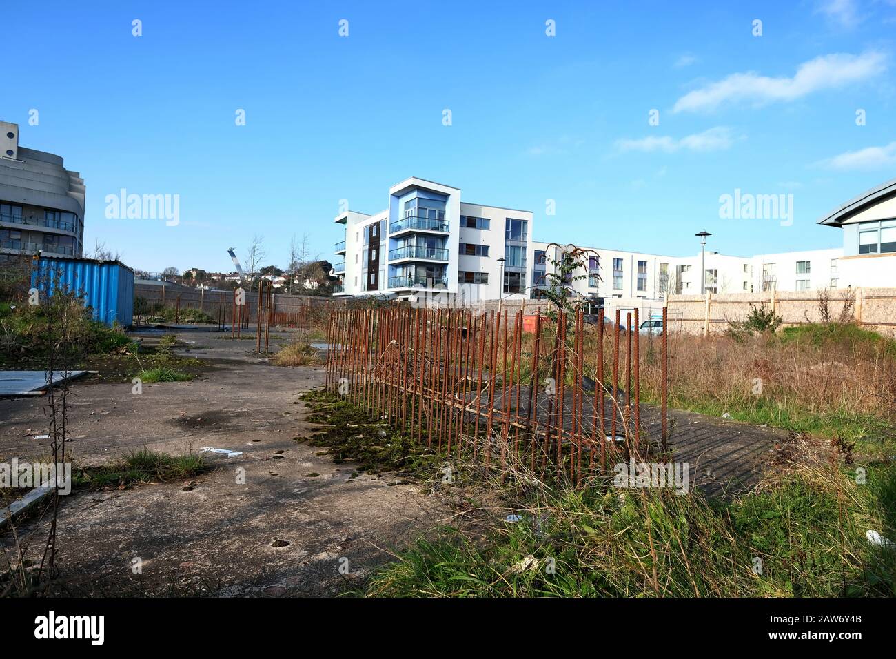 Abandoned construction site hi-res stock photography and images - Alamy