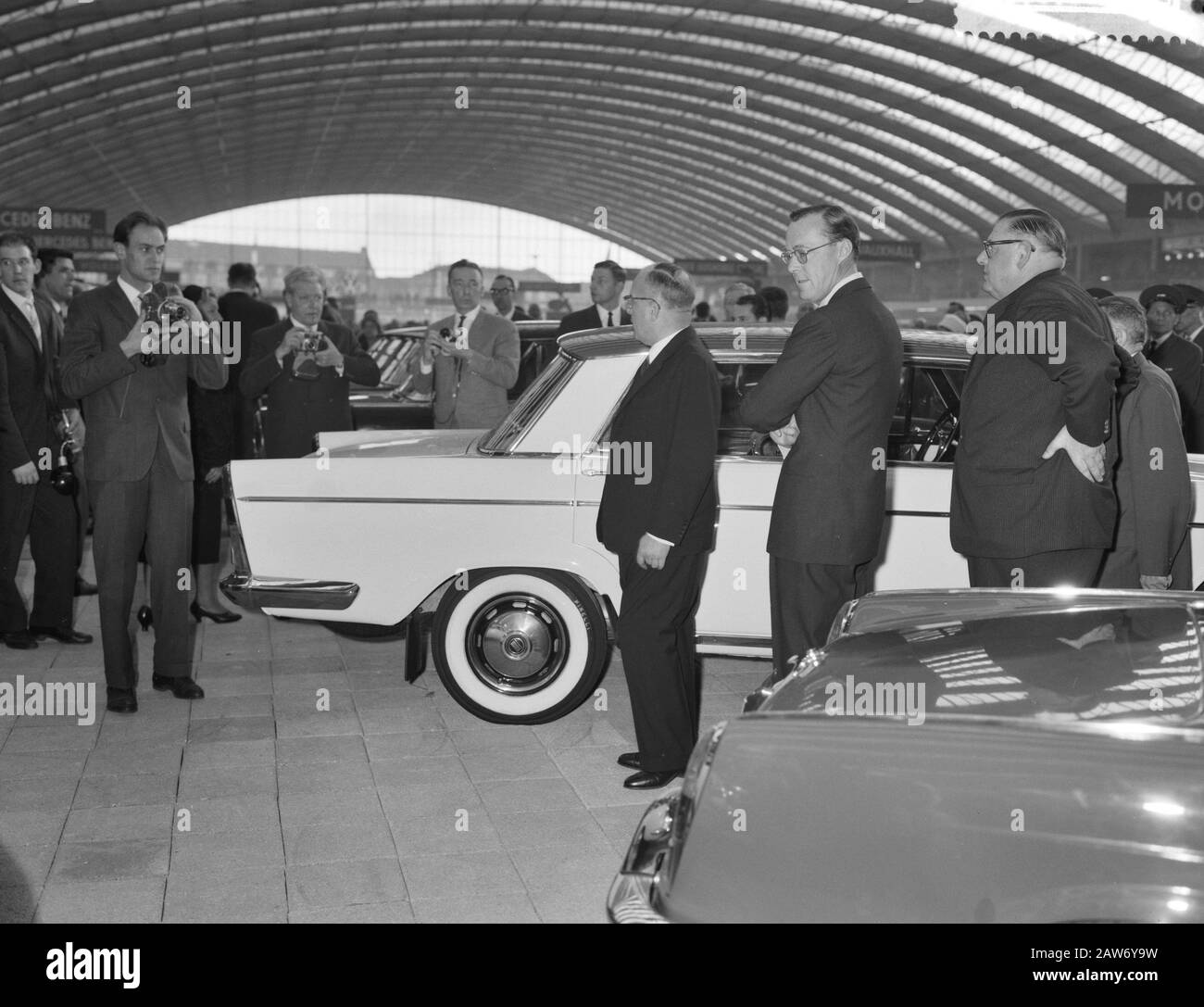 New car in showroom Black and White Stock Photos & Images - Alamy
