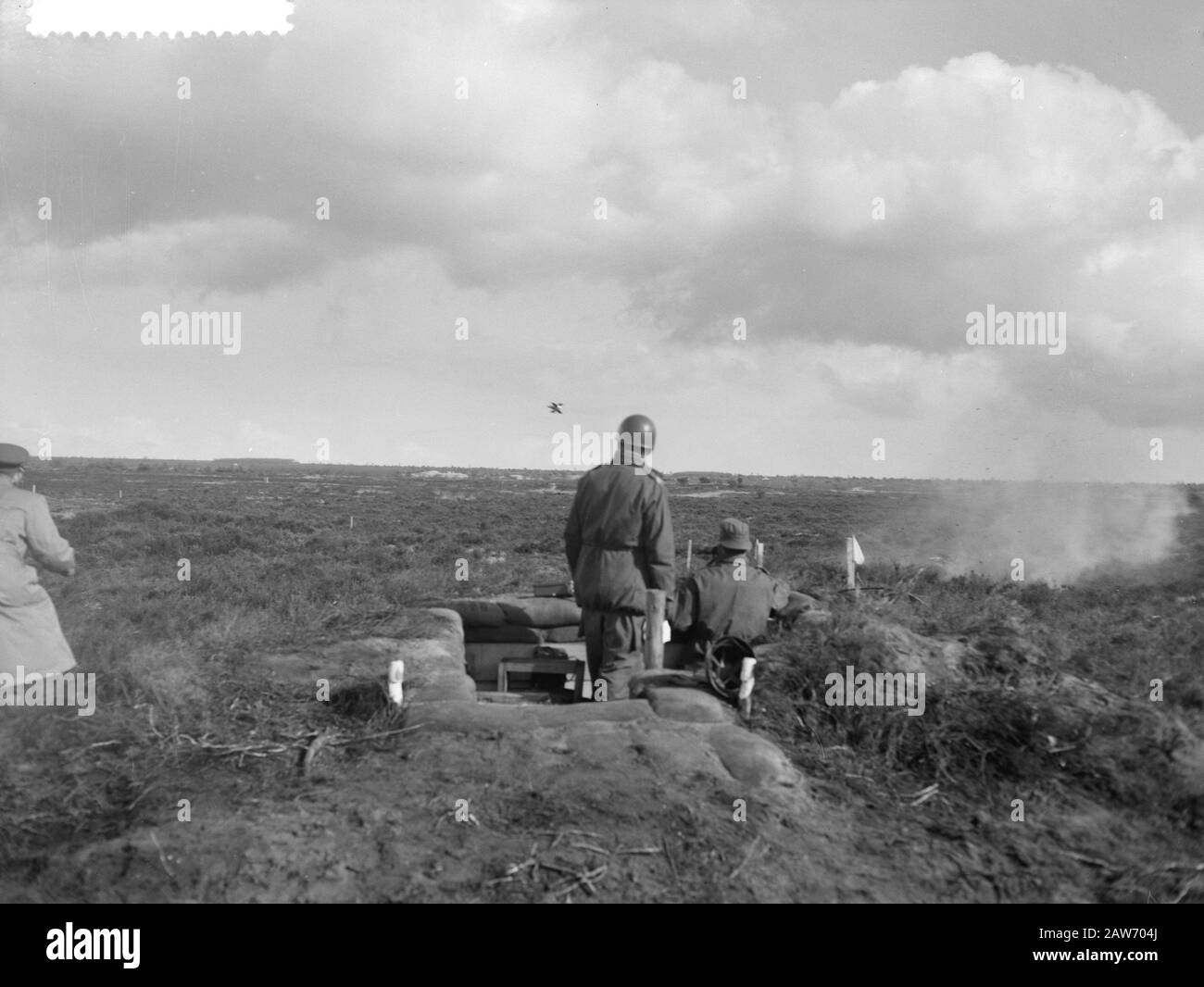 Missile accuracy Black and White Stock Photos & Images - Alamy