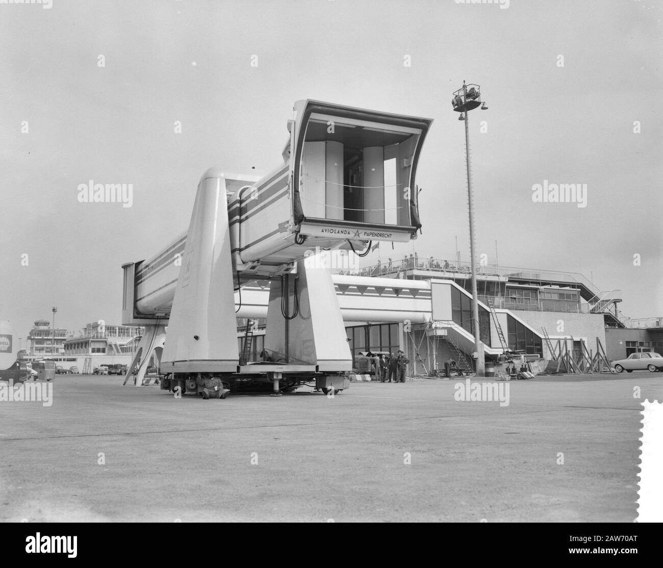 Avio bridge hi-res stock photography and images - Alamy