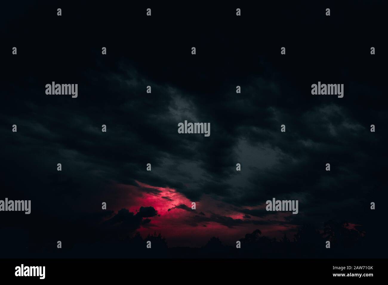 Angry sky hi-res stock photography and images - Alamy