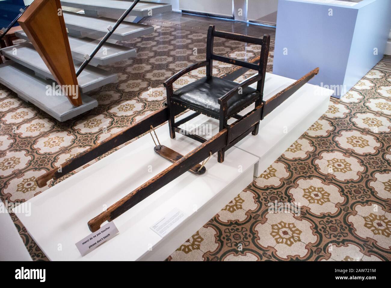 Sedan chair history historical hi-res stock photography and images - Alamy