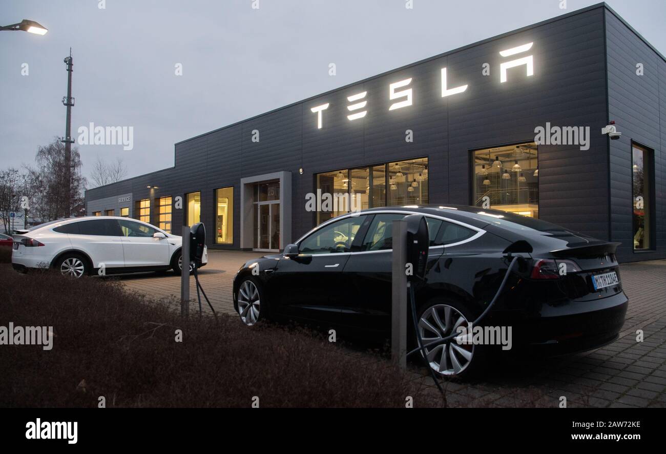 Hanover, Germany. 07th Feb, 2020. Cars from Tesla stand in front of a ...