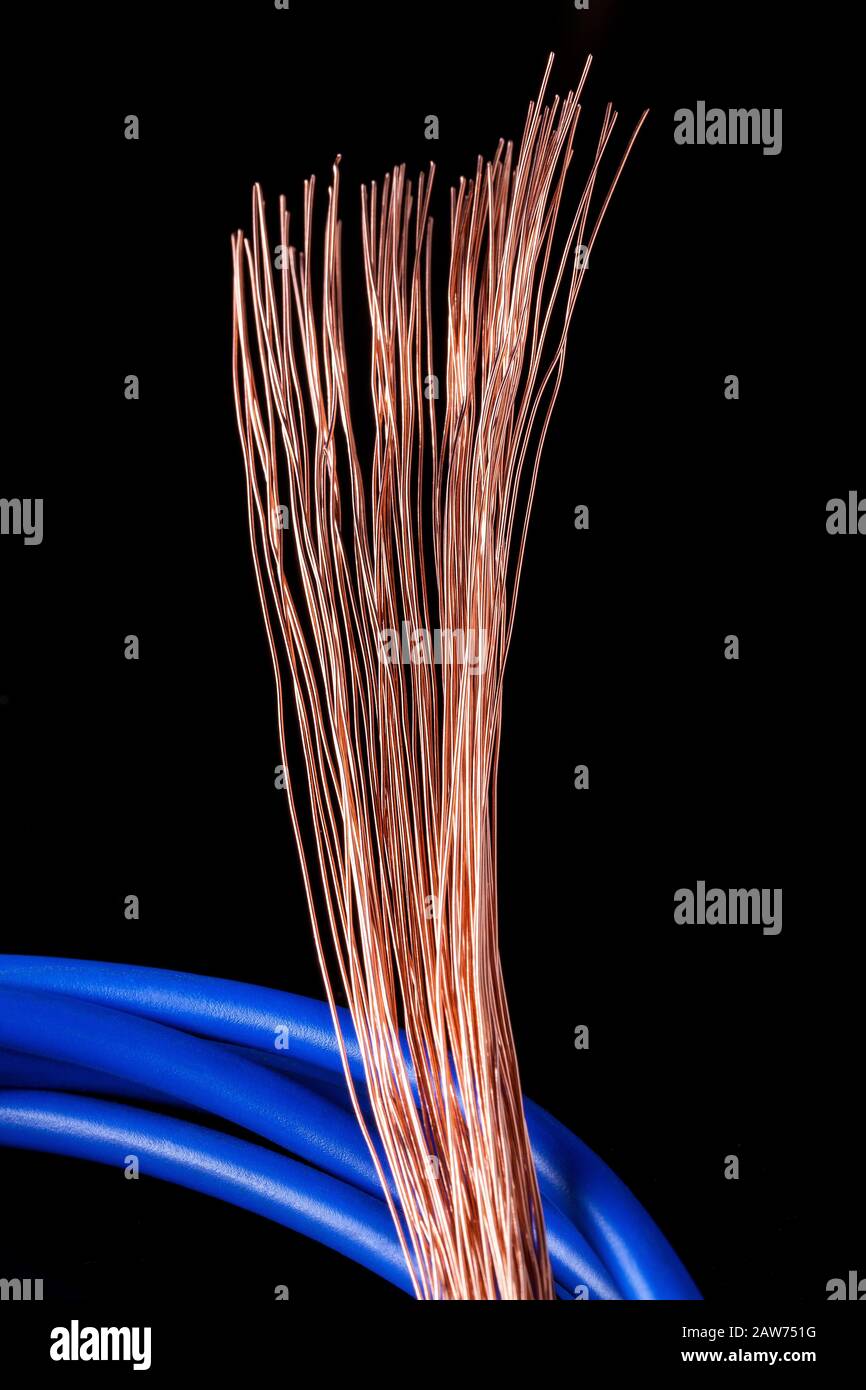 copper electric cable - close up Stock Photo - Alamy