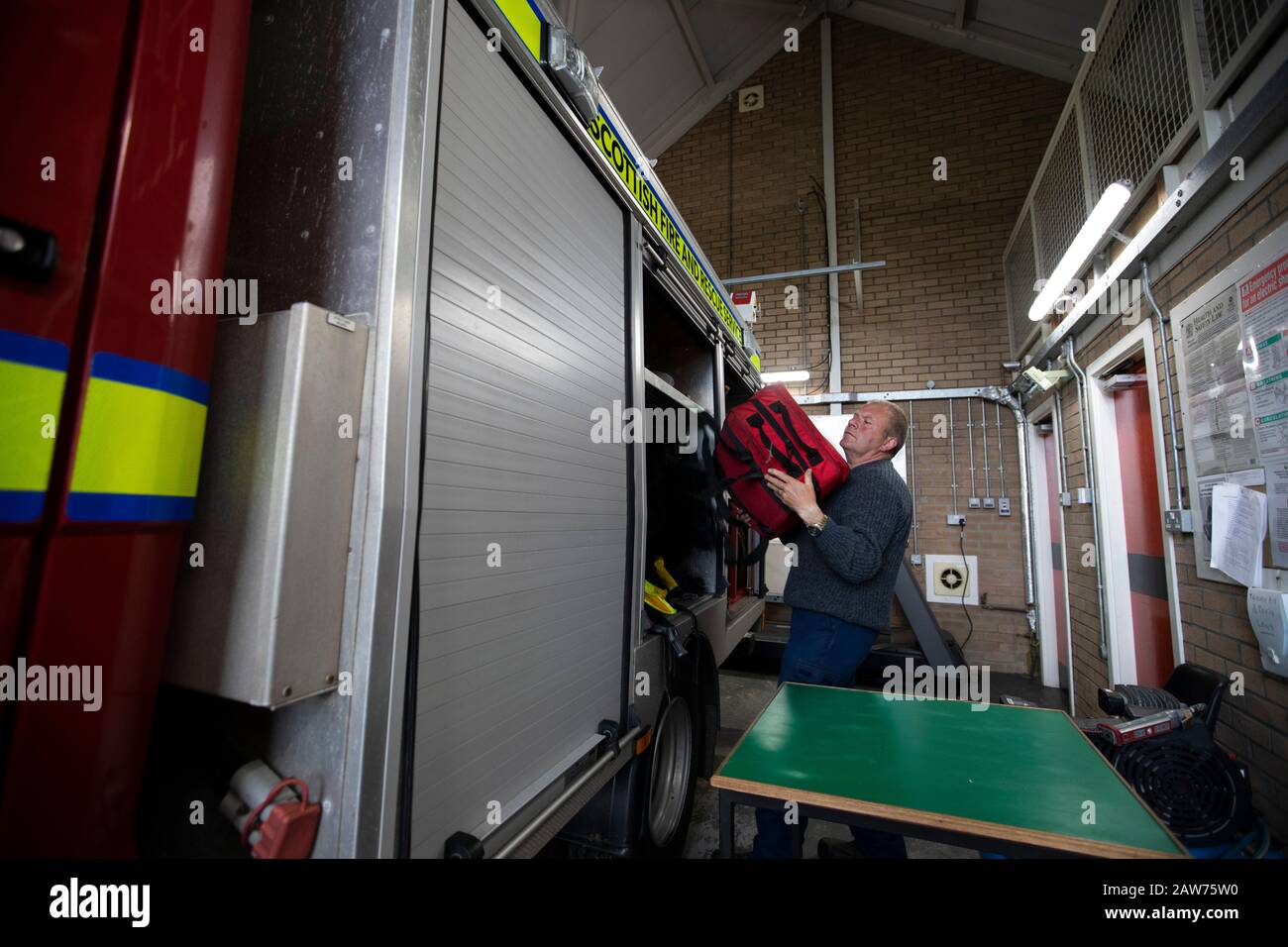 Island fire service hi-res stock photography and images - Alamy