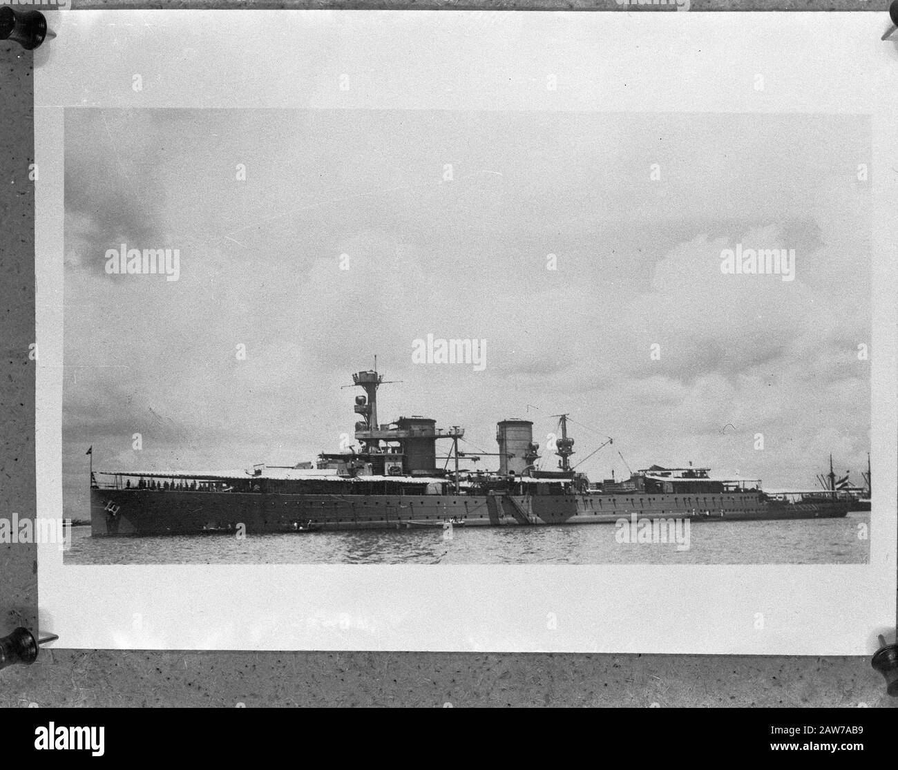 Destroyer 1945 Black and White Stock Photos & Images - Alamy