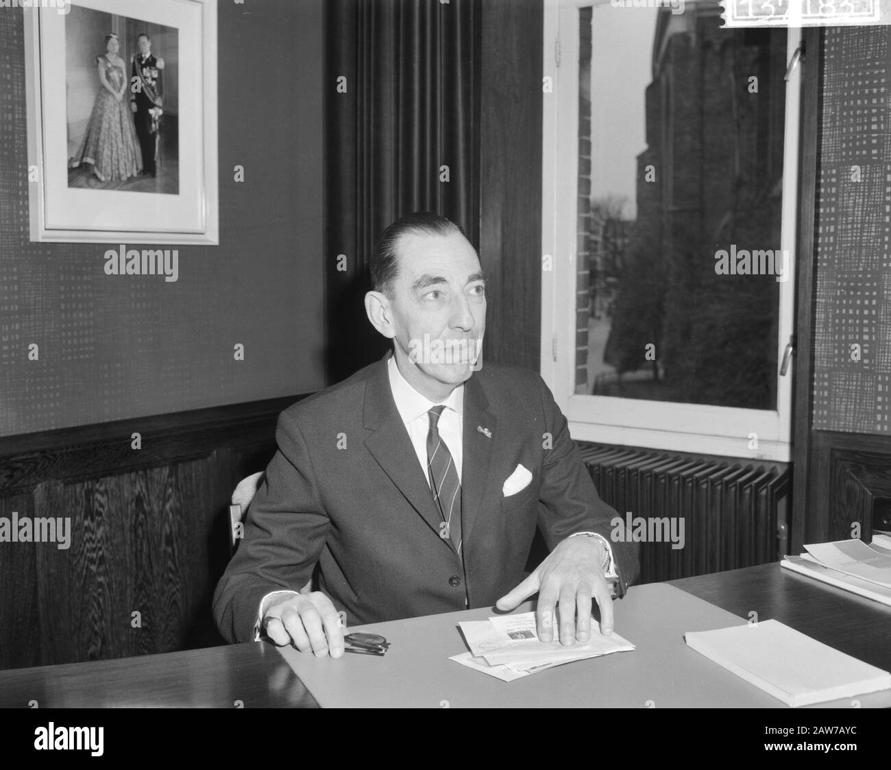 Appointment to the queen Black and White Stock Photos & Images - Alamy