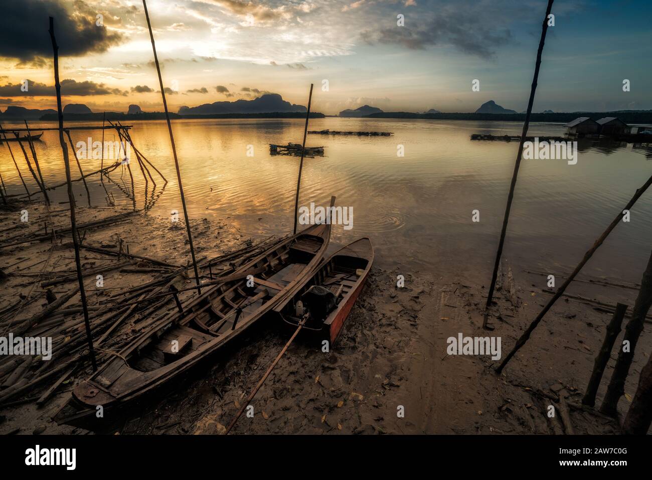 Rural fishing village hi-res stock photography and images - Alamy