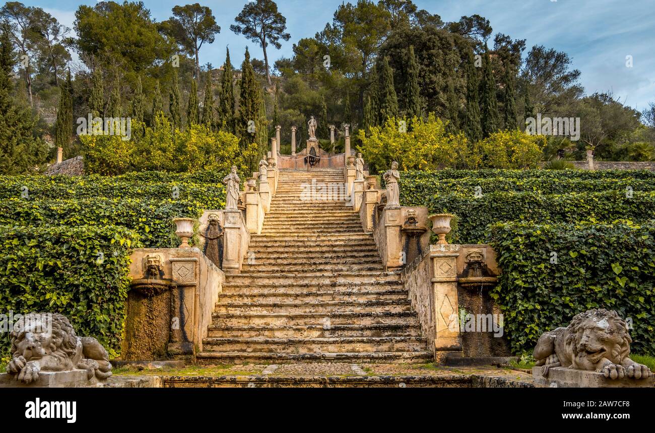 Raixa garden hi-res stock photography and images - Alamy