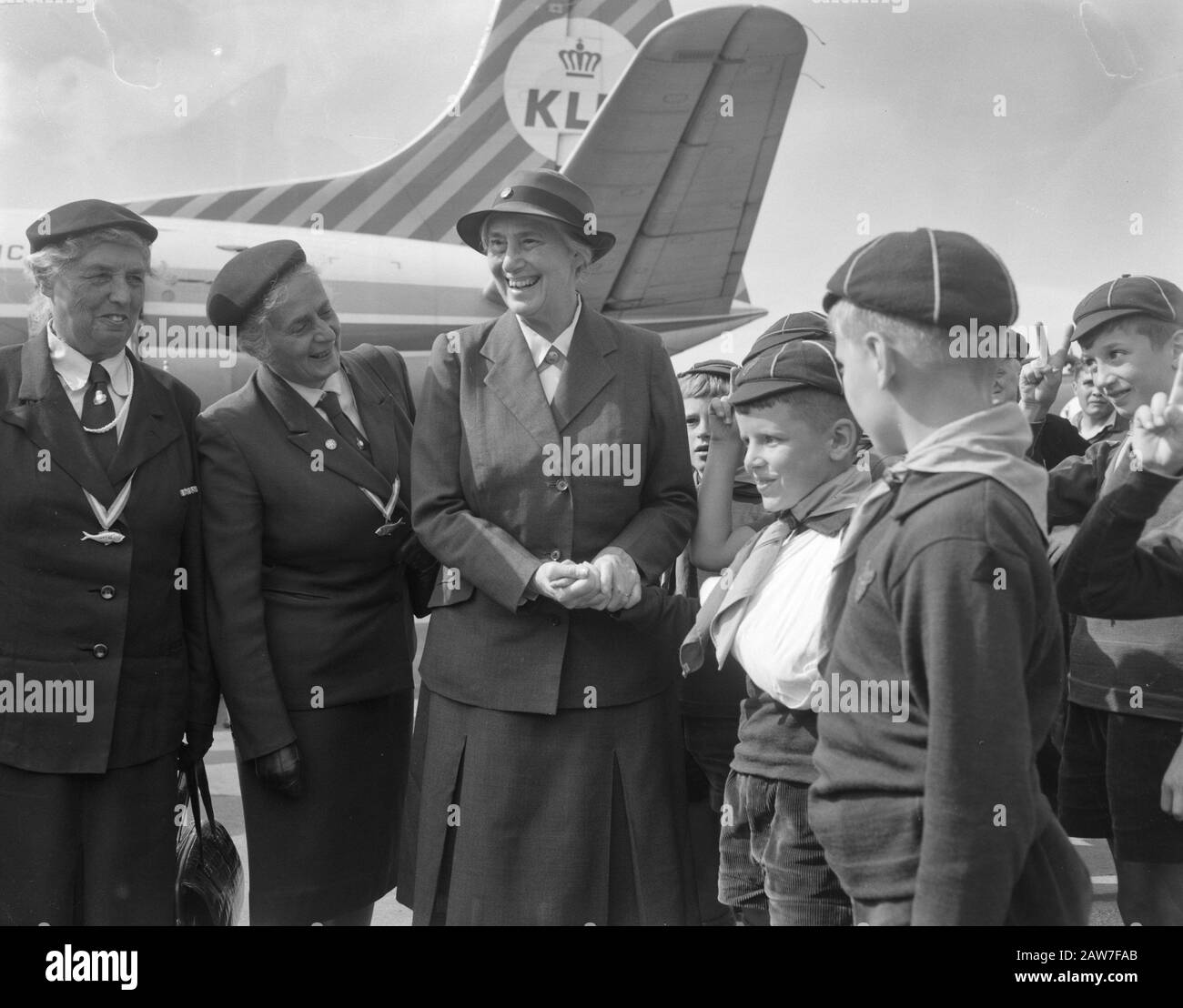 Platform lady Black and White Stock Photos & Images - Alamy