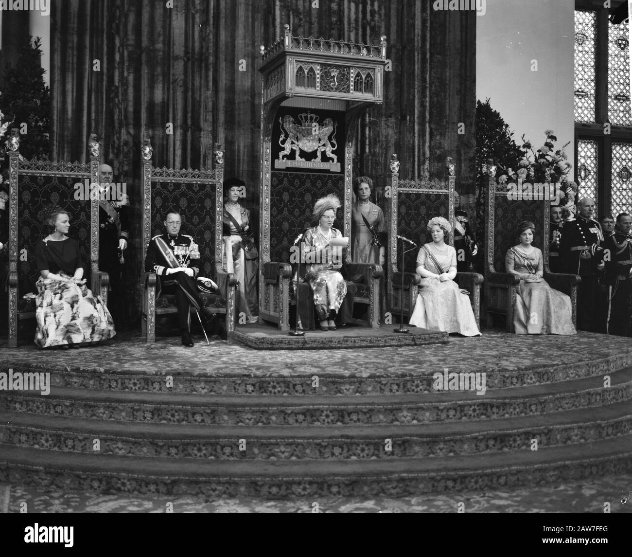 Queen Juliana during the throne speech, left to right: Princess Irene ...