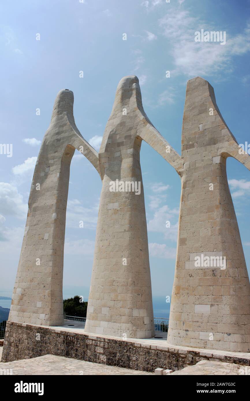 The dance of zalongo hi-res stock photography and images - Alamy