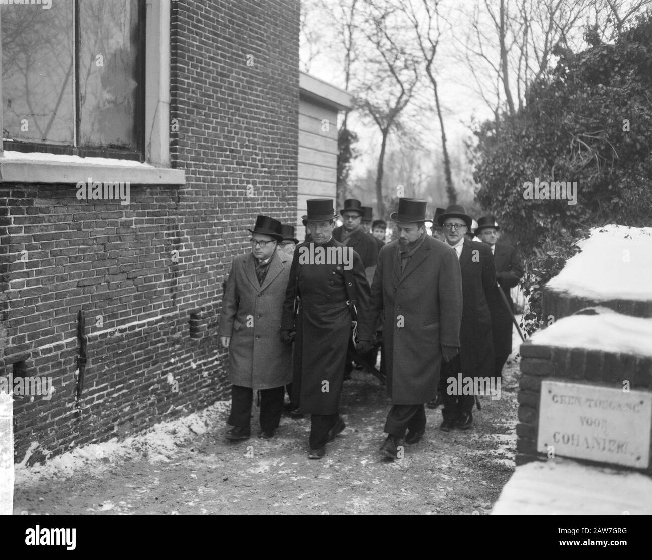 Mr vaz hi-res stock photography and images - Alamy