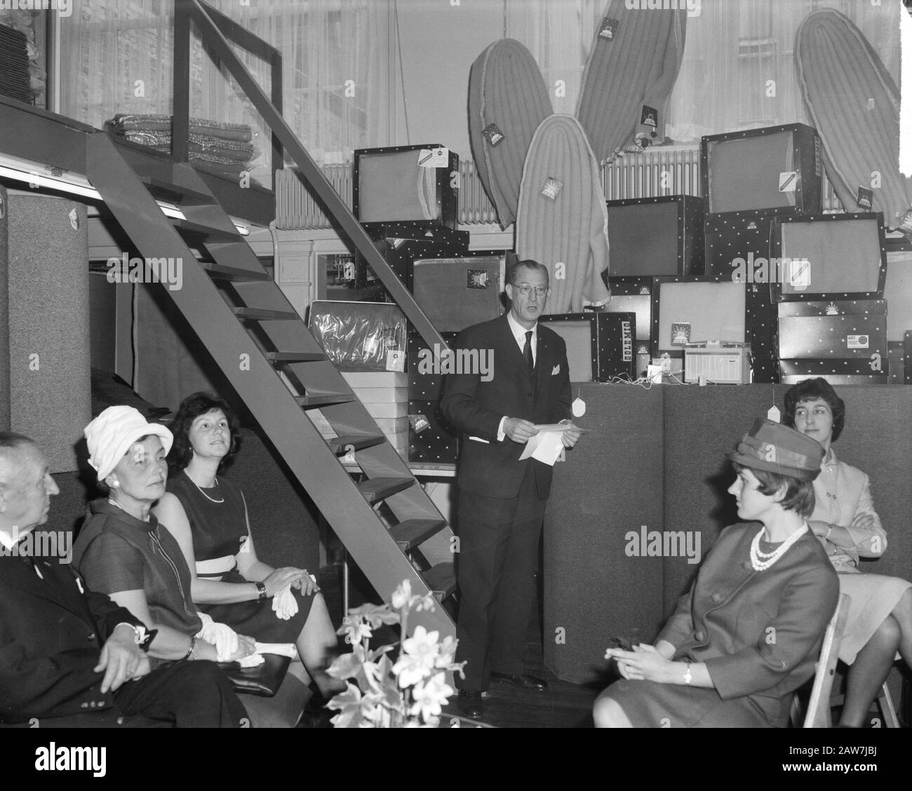 Building materials new home Black and White Stock Photos & Images - Alamy