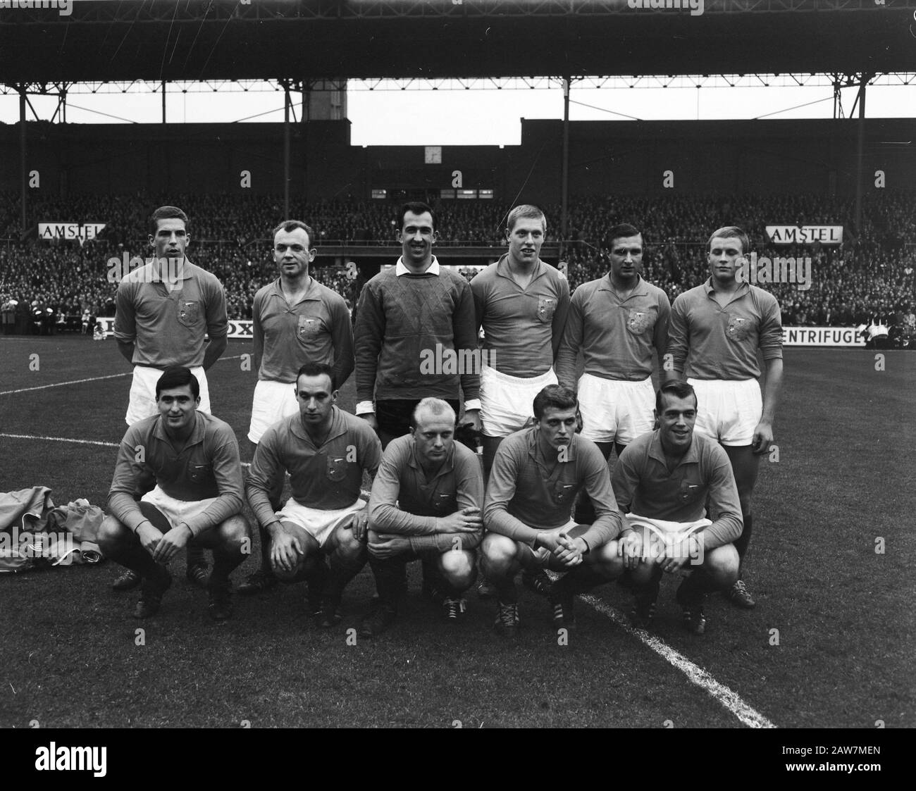 Netherlands against Belgium 1-1. Dutch team Date: October 20, 1963 ...