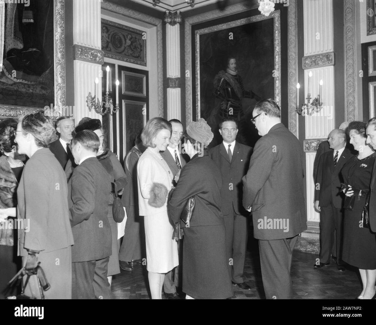 Princess Irene and Prince Don Carlos Date: February 11, 1964 Keywords ...