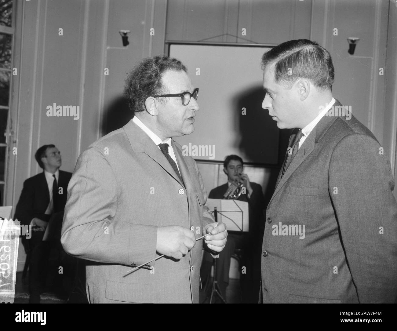Conductor robert boudreau hi-res stock photography and images - Alamy