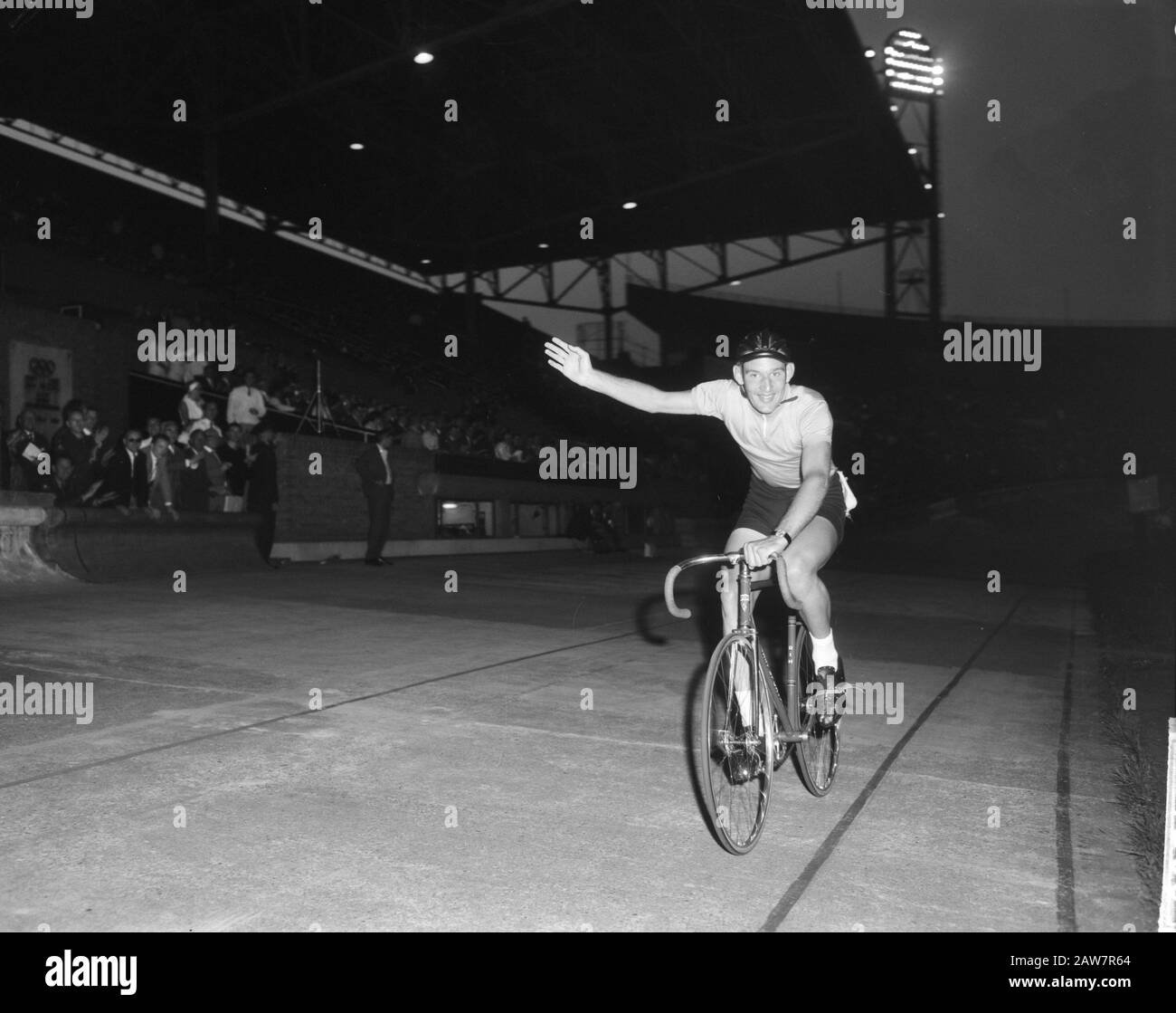 Winner pursuit amateurs hi-res stock photography and images - Alamy