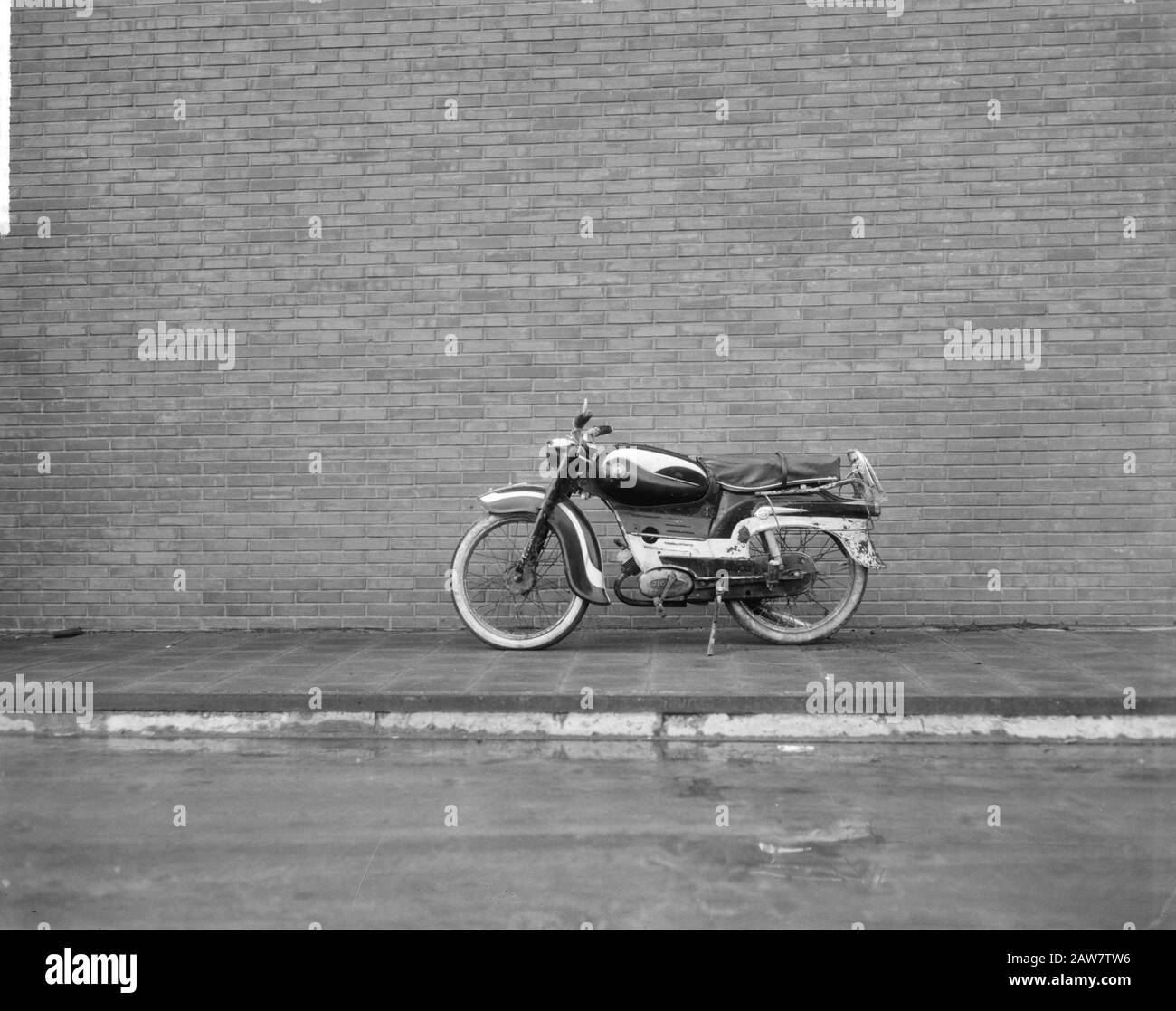Moped scrap Black and White Stock Photos & Images - Alamy