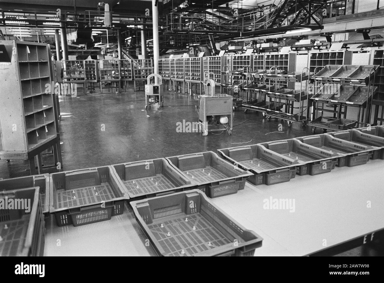 Empty sorting room Black and White Stock Photos & Images - Alamy
