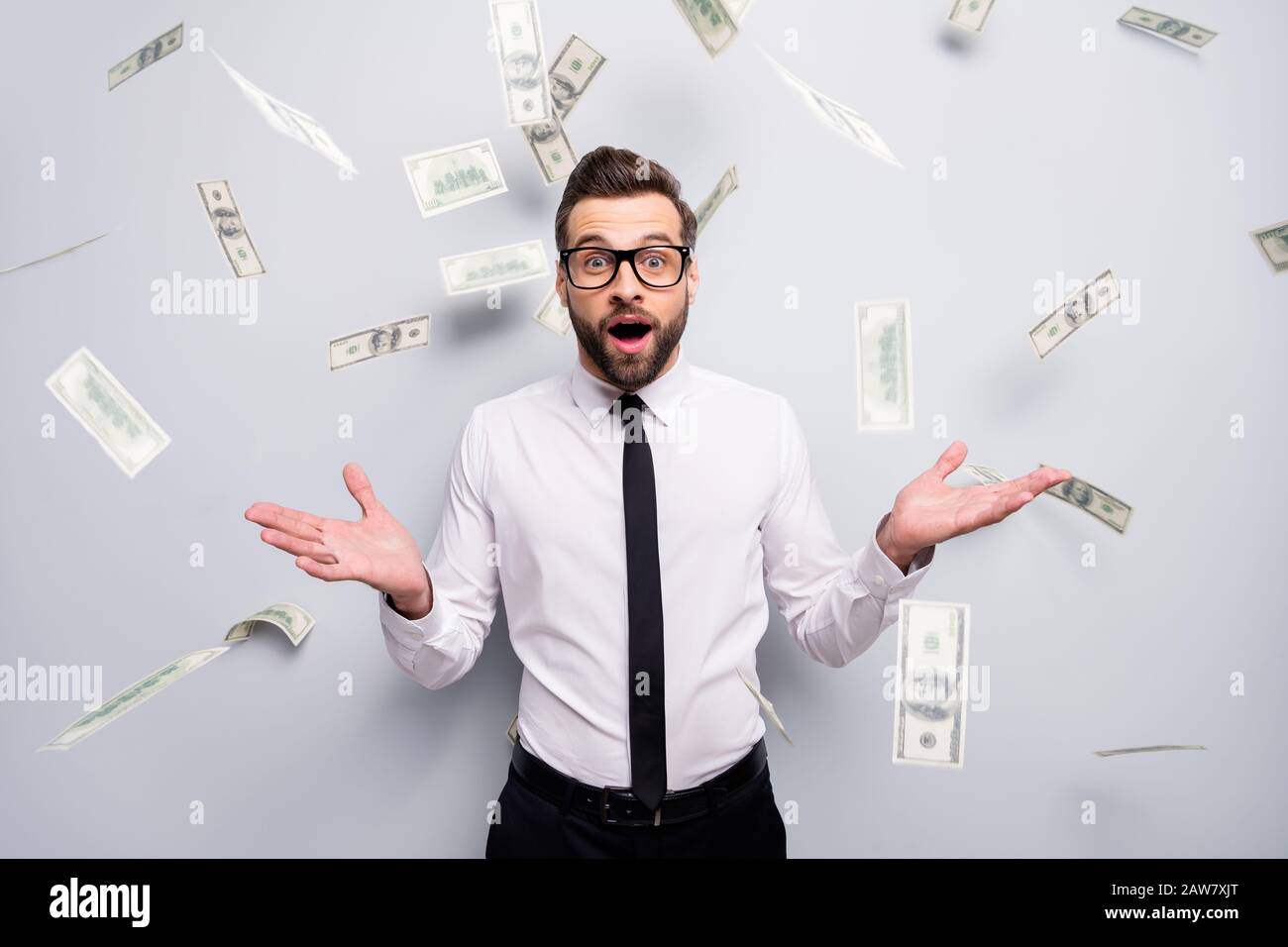 Omg jackpot salary deposit win. Crazy funky entrepreneur financier ...