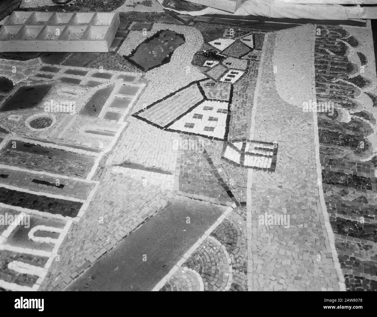 Louis van Roode makes huge mosaic in Rotterdam facade Date: March 22 ...