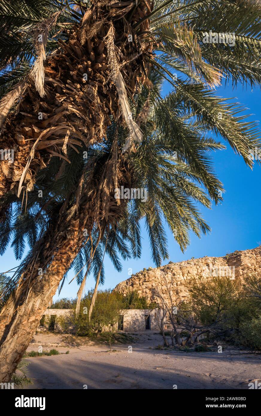 Palm springs architecture hi-res stock photography and images - Alamy