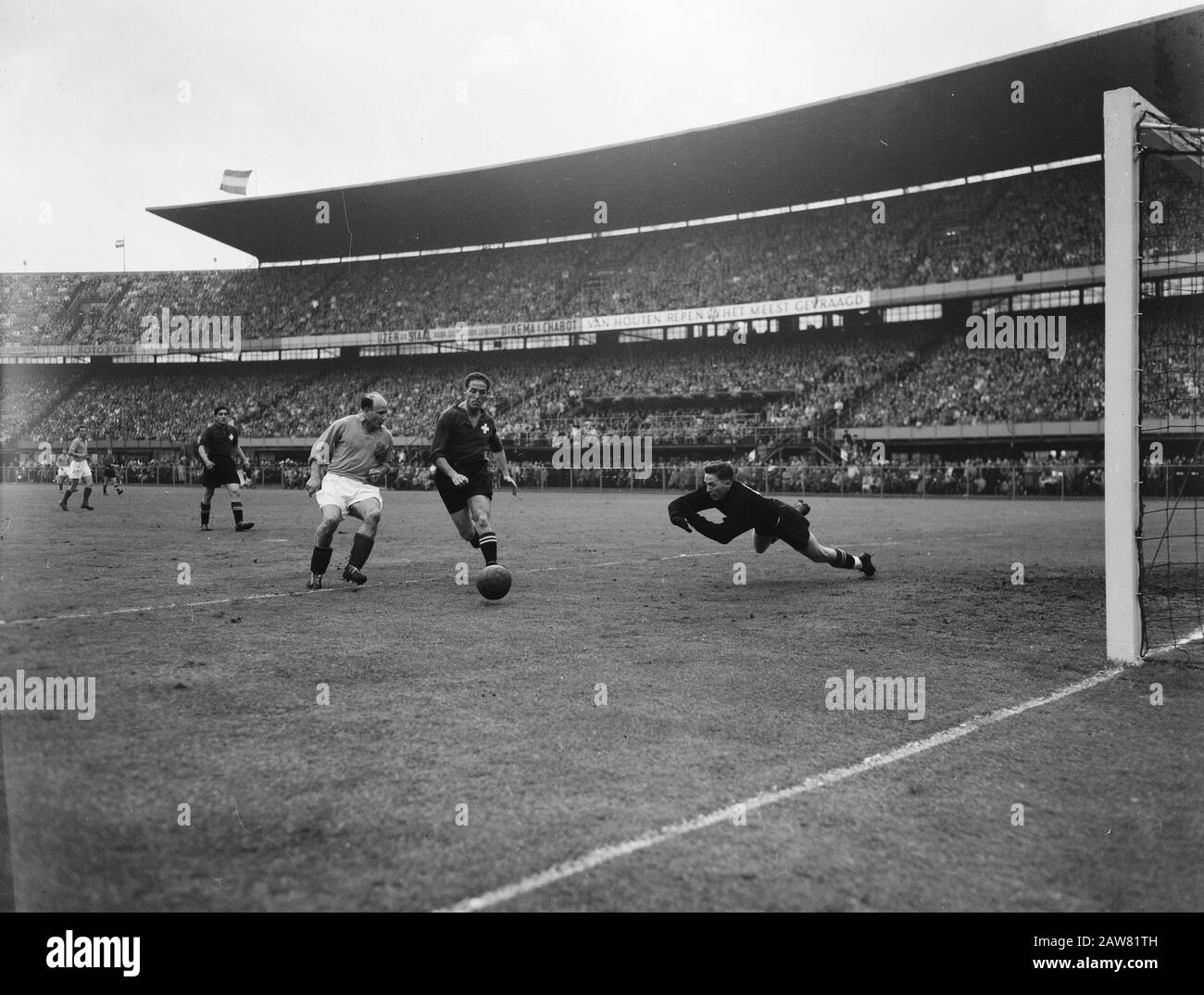 Pride of rotterdam Black and White Stock Photos & Images - Alamy