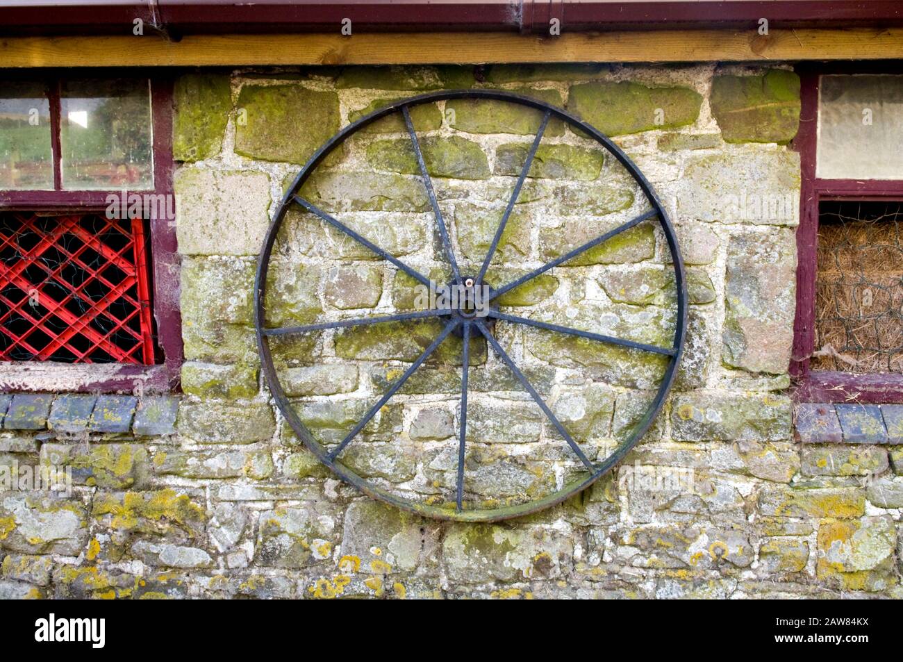 Large cart wheel hi-res stock photography and images - Alamy