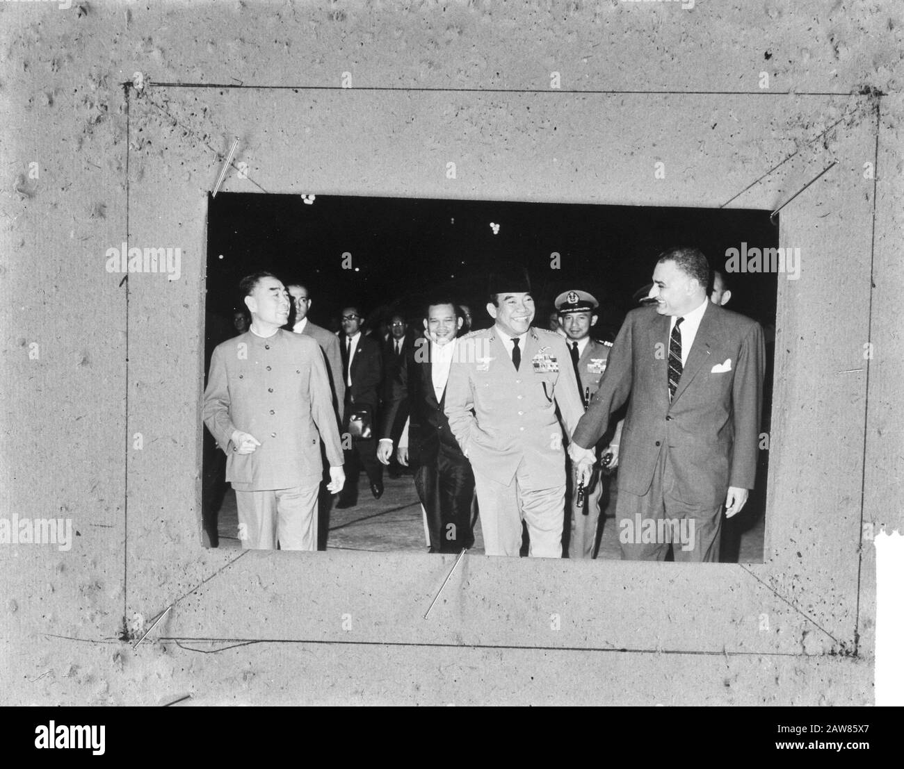 President Sukarno, Tsjou En Lai and Nasser meet Date: July 1, 1965 ...
