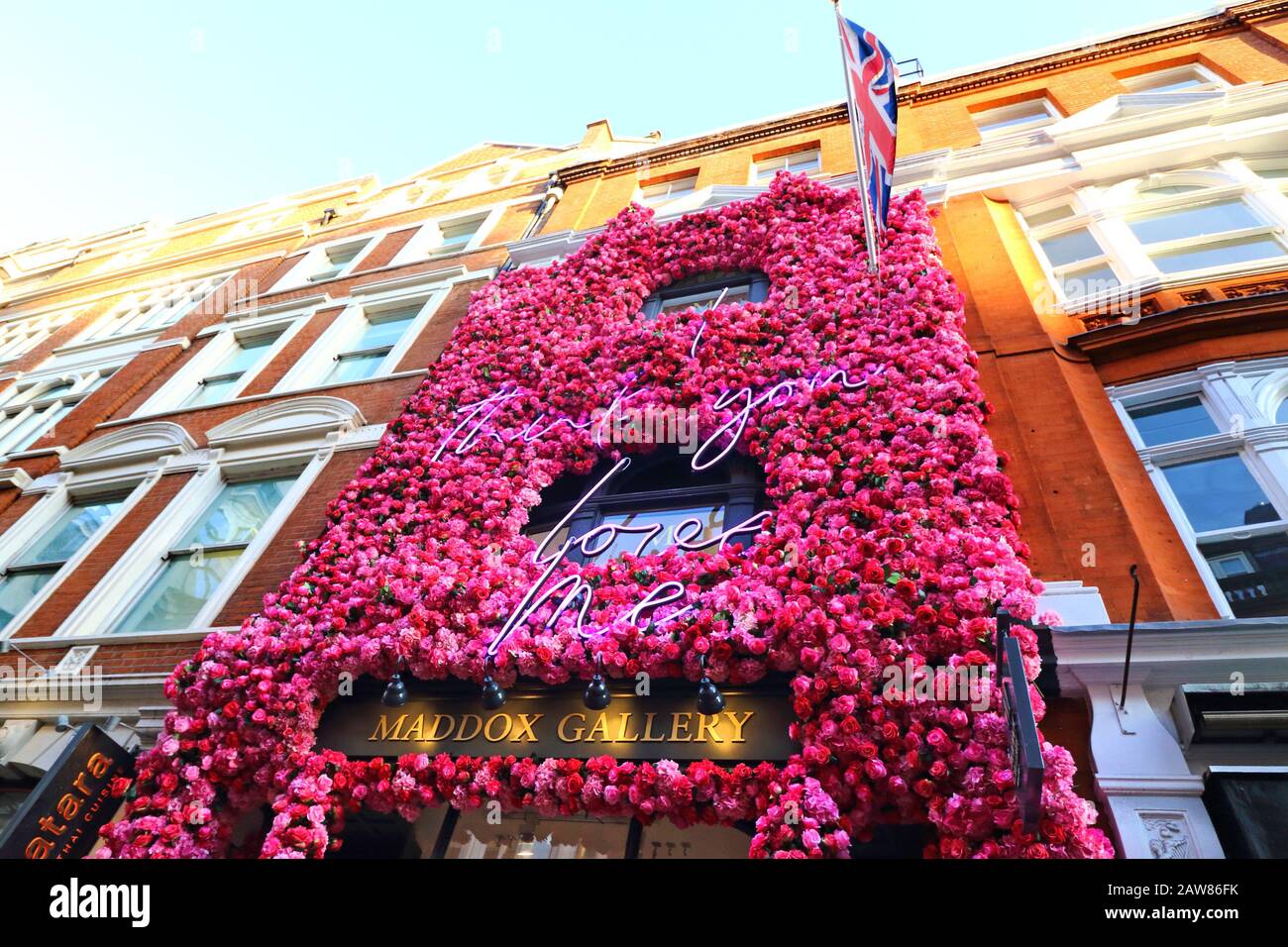 Maddox Gallery decorated with floral art creation in Mayfair, London ...