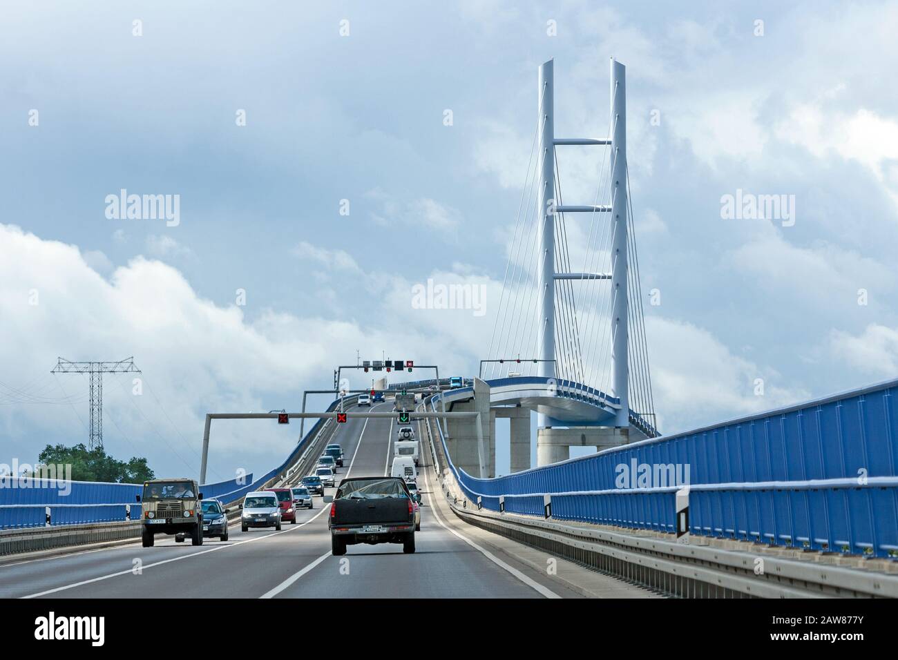 Ruegenbruecke ruegendamm hi-res stock photography and images - Alamy
