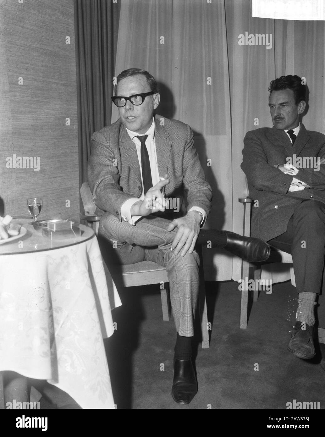 Press conference by US singer and film actor Dick Haymes Date: February ...