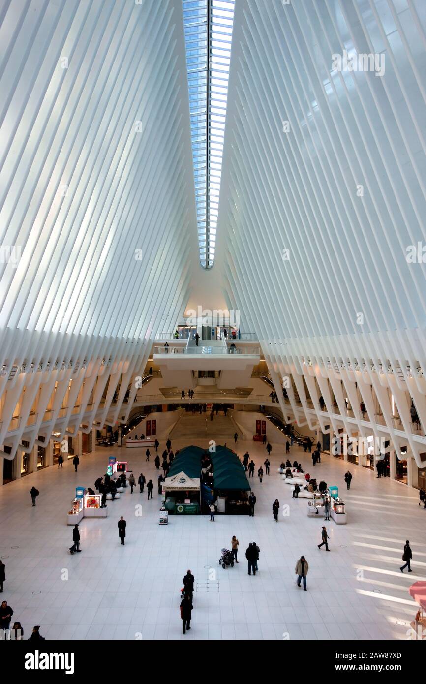 Inside Westfield world trade center shopping center Stock Photo - Alamy