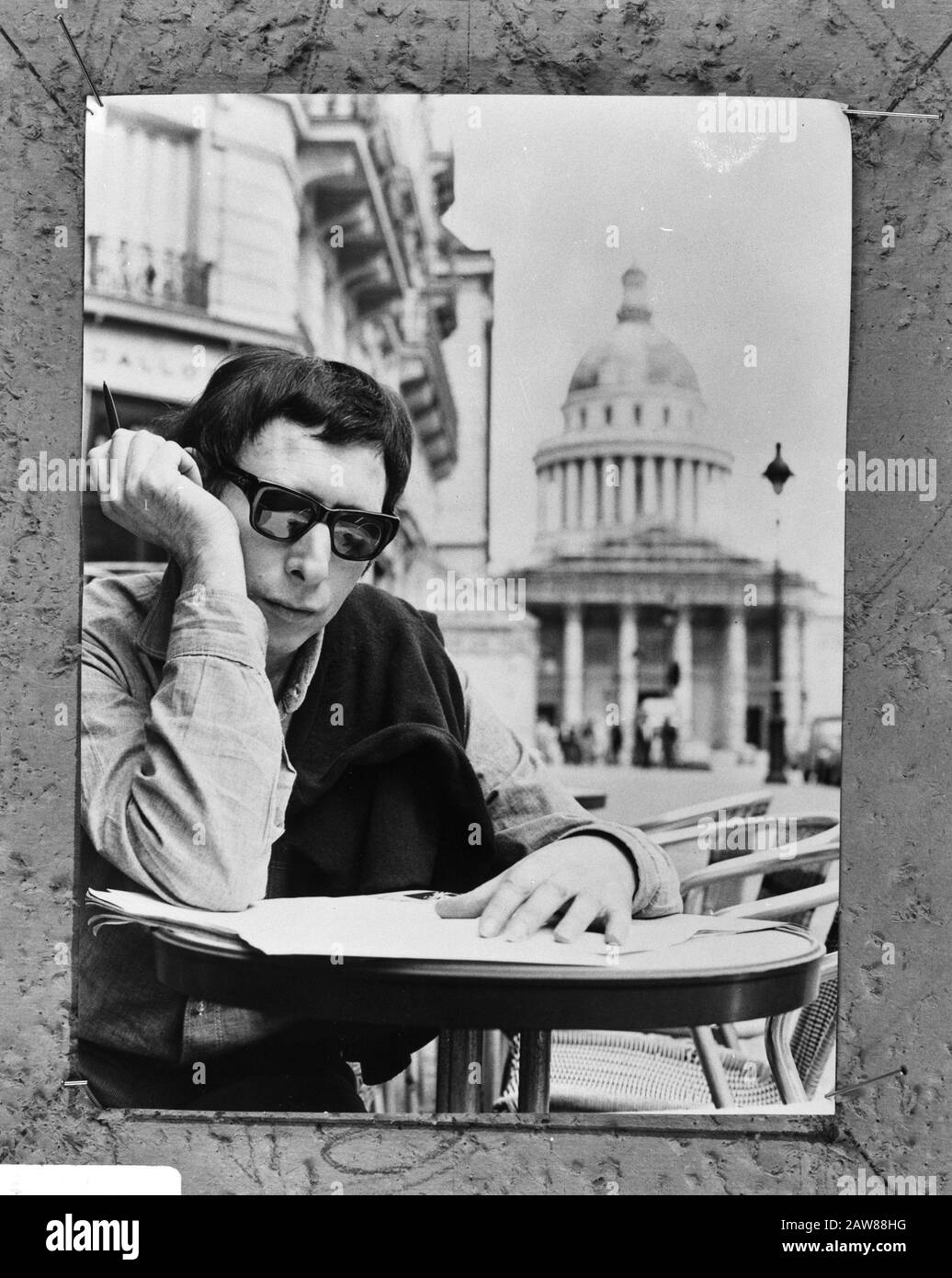 Outdoor cafe terraces Black and White Stock Photos & Images - Alamy