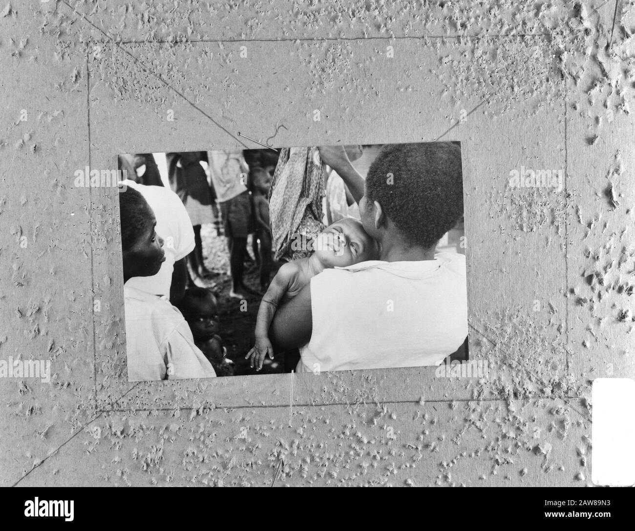 Hunger africa children Black and White Stock Photos & Images - Alamy