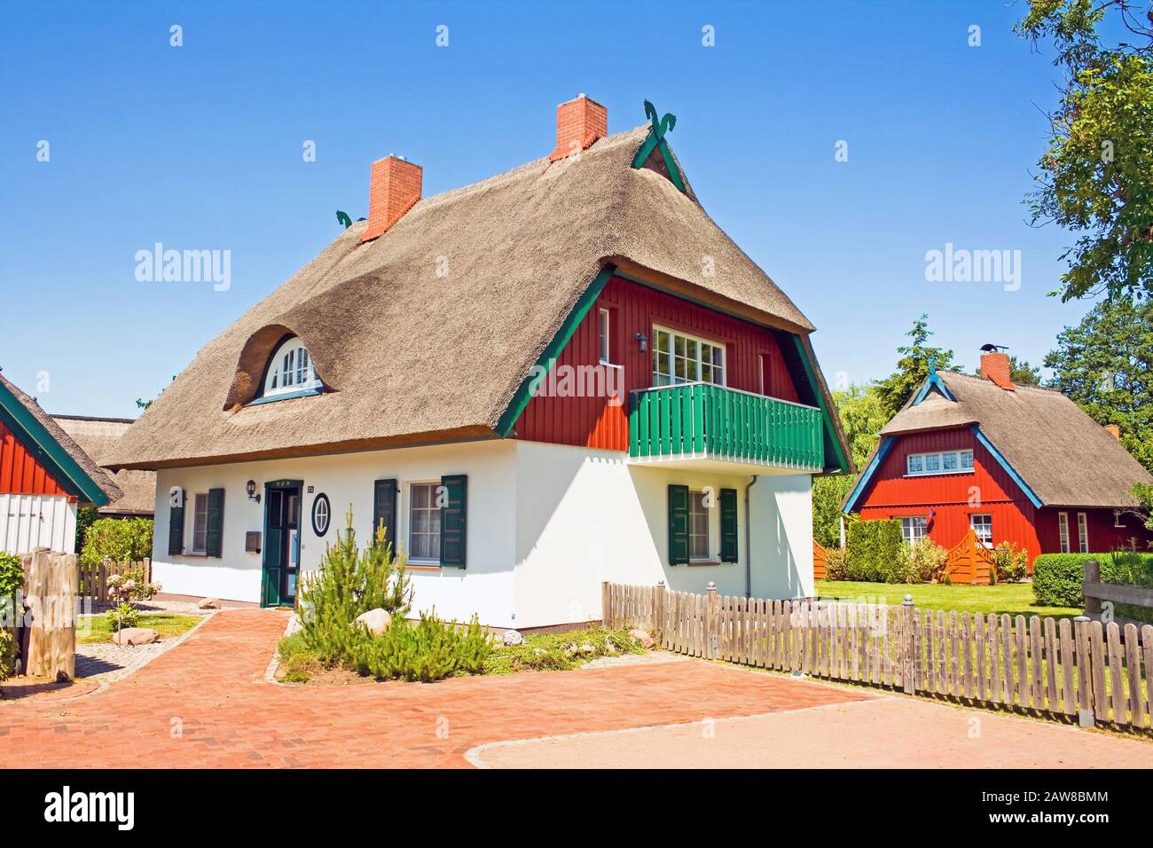 German architecture home farmhouse hi-res stock photography and images ...