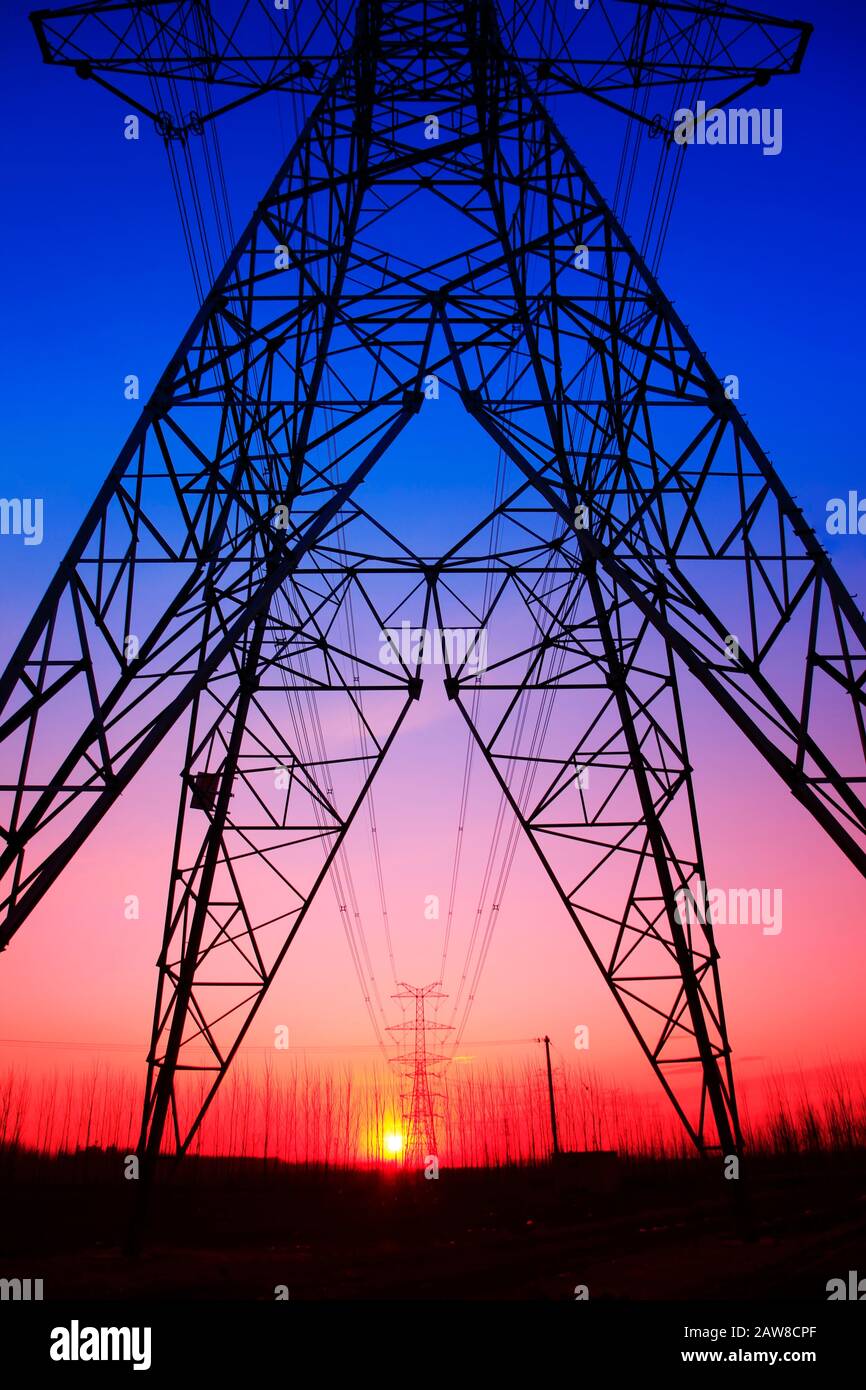 The evening of the pylon outline Stock Photo - Alamy