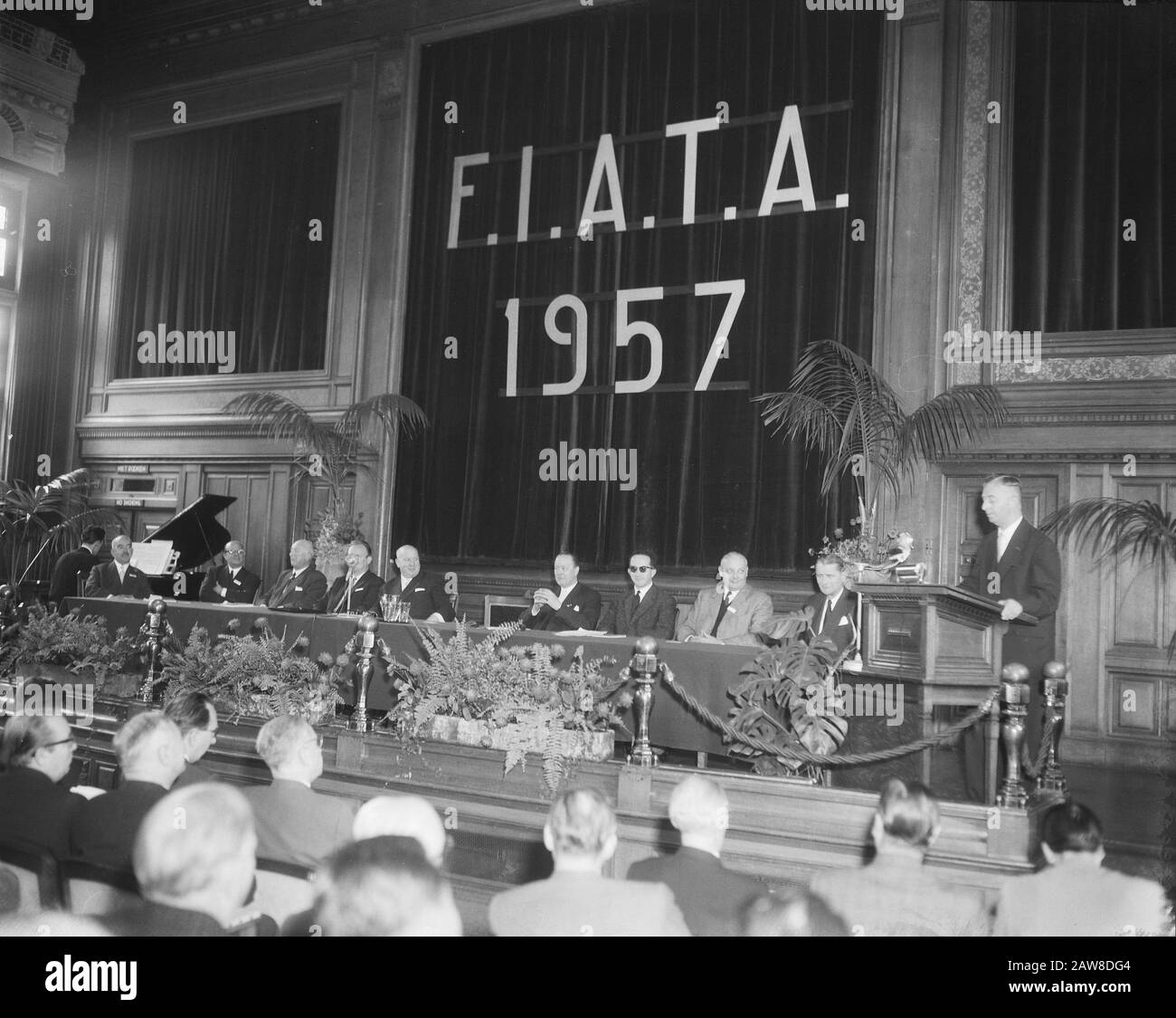 Opening fiata congress hi-res stock photography and images - Alamy