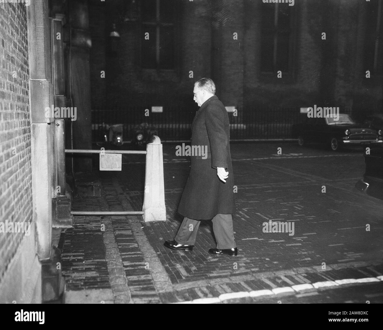 Dr w drees hi-res stock photography and images - Alamy