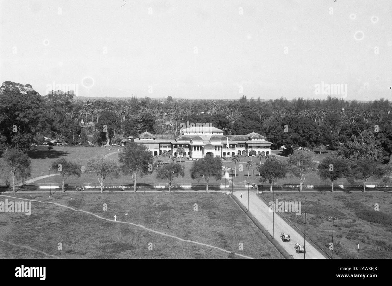 Palace where the sultan lives hi-res stock photography and images - Alamy